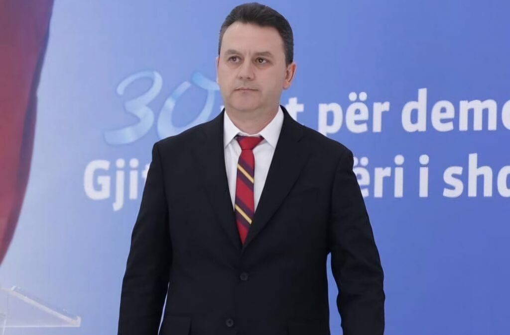 Mjekët, rrezik për pushtetin! - Blogu